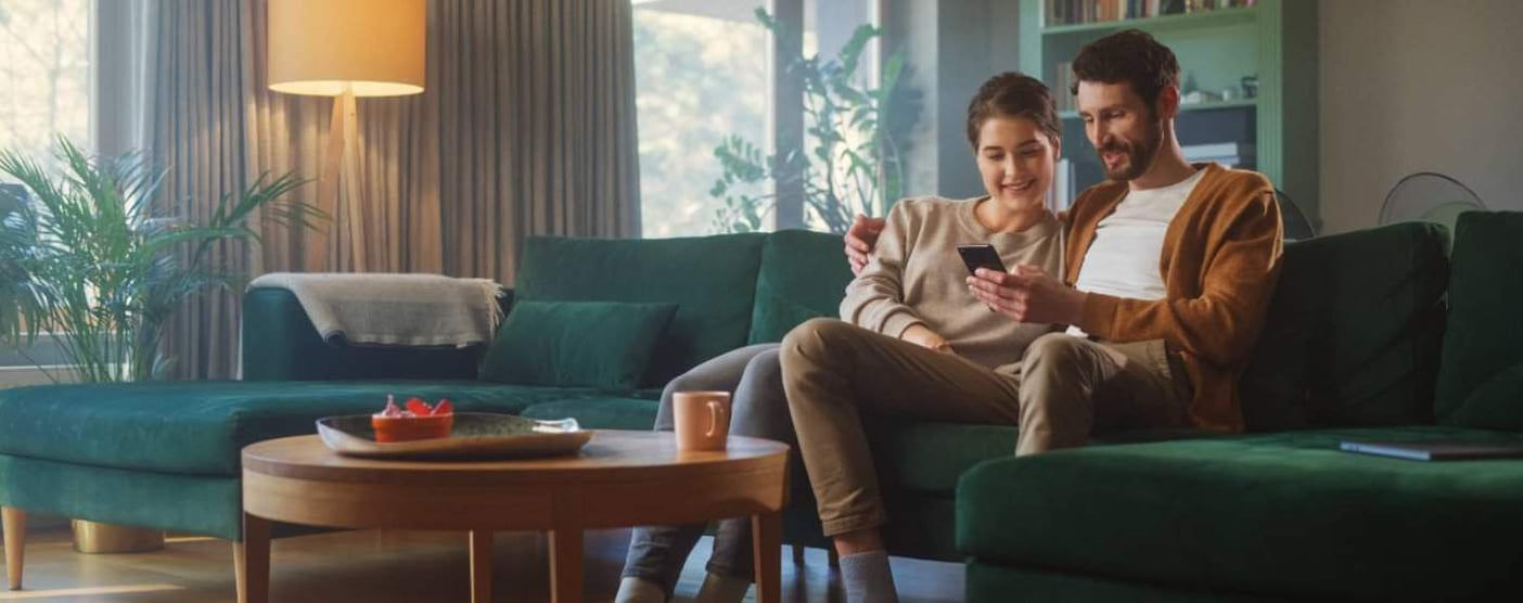 11 Best Free Dating Apps for Couples (2025)