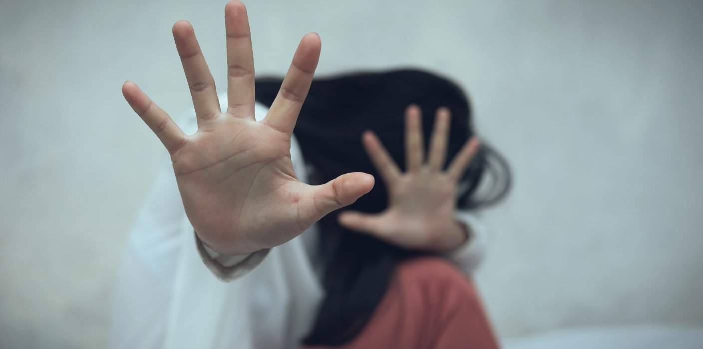 8 Surprising (and Scary) Online Dating Dangers Statistics to Consider