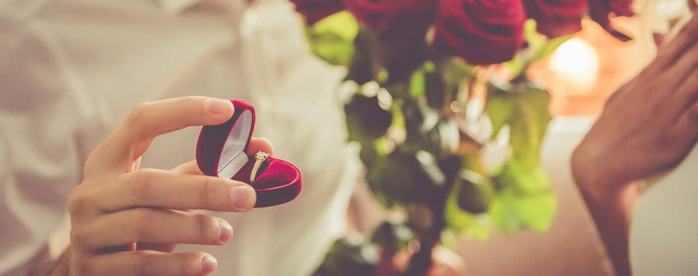7 Adorable Proposal Stories – & What We Can Learn From Them